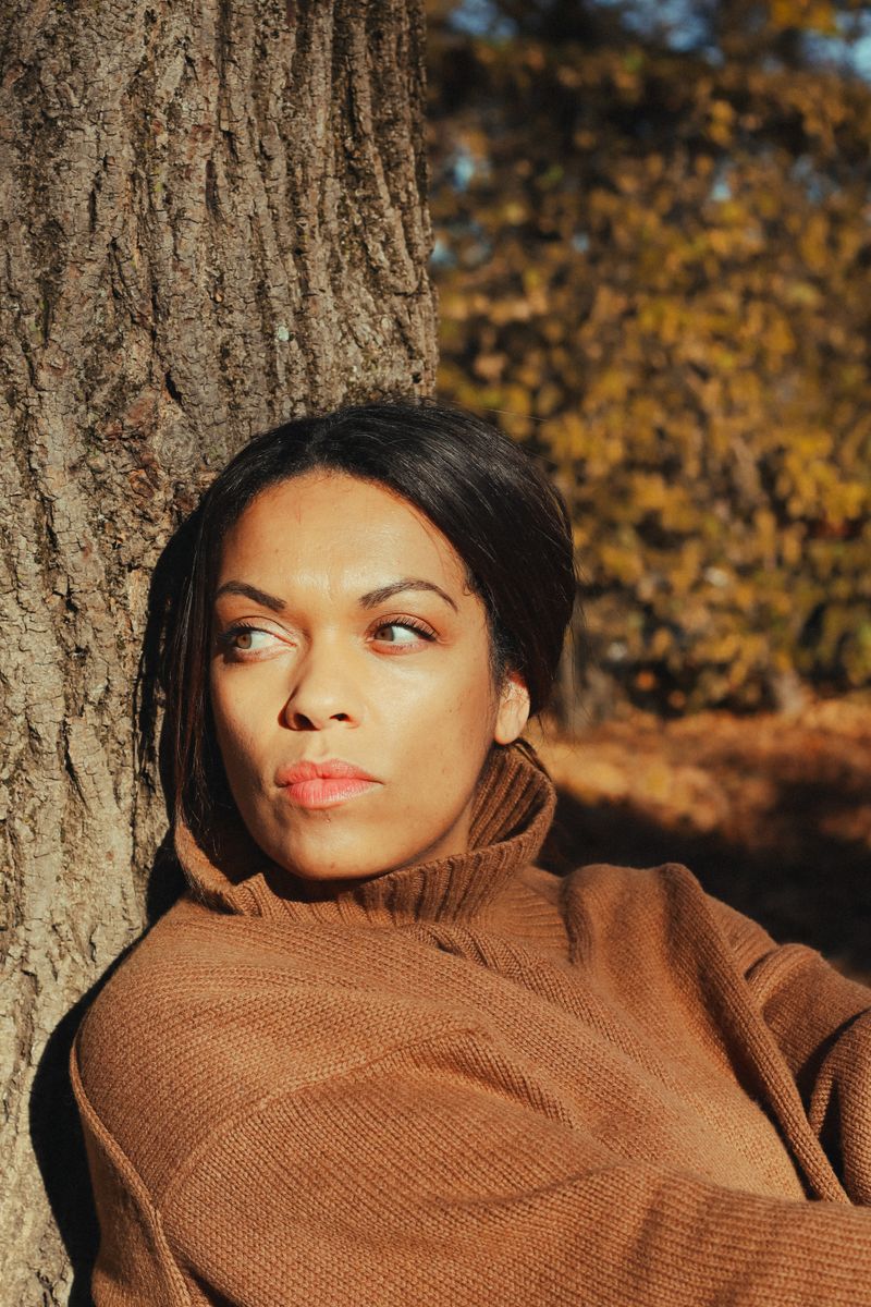 Rebecca Lina - ACTORS CONNECTION