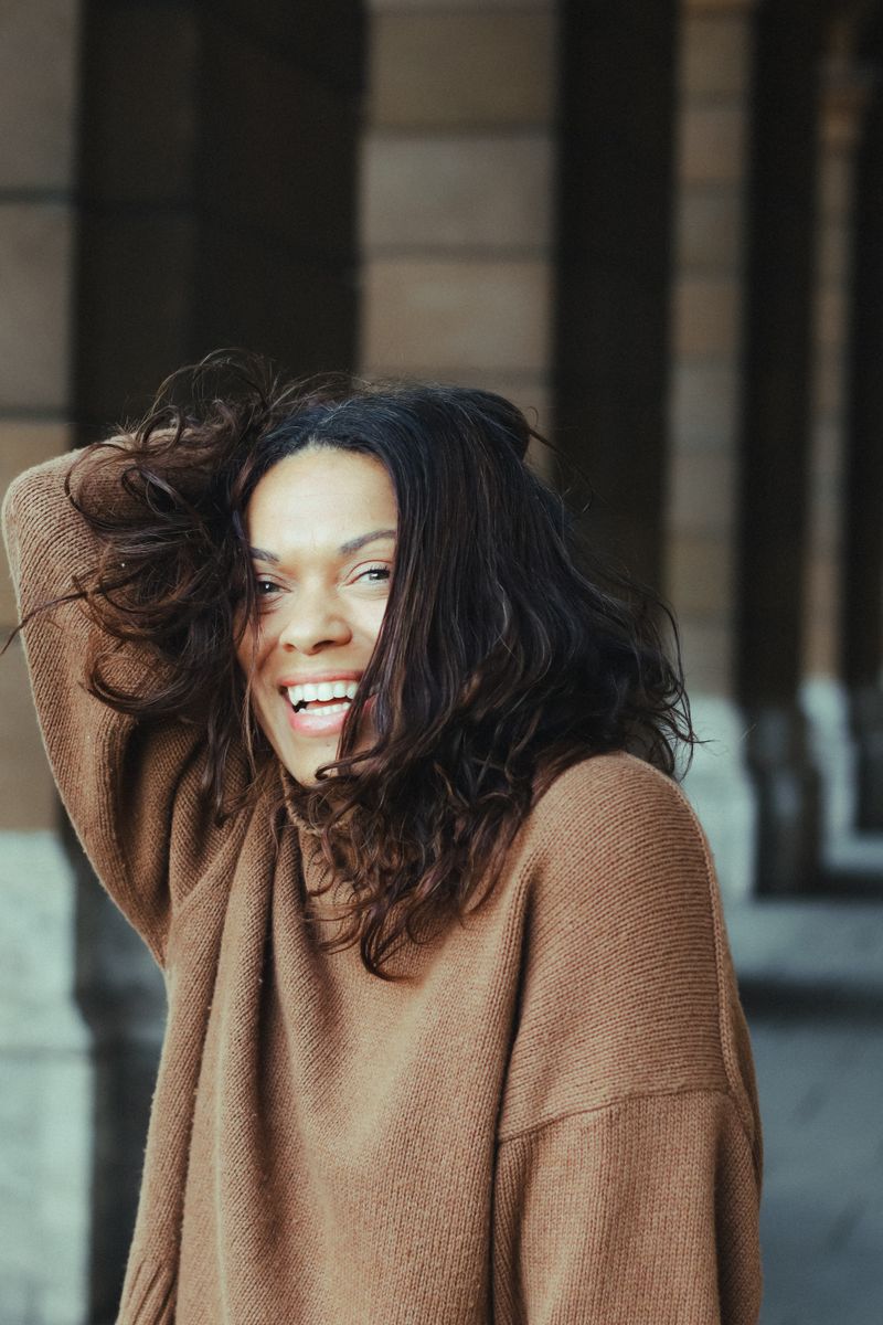 Rebecca Lina - ACTORS CONNECTION